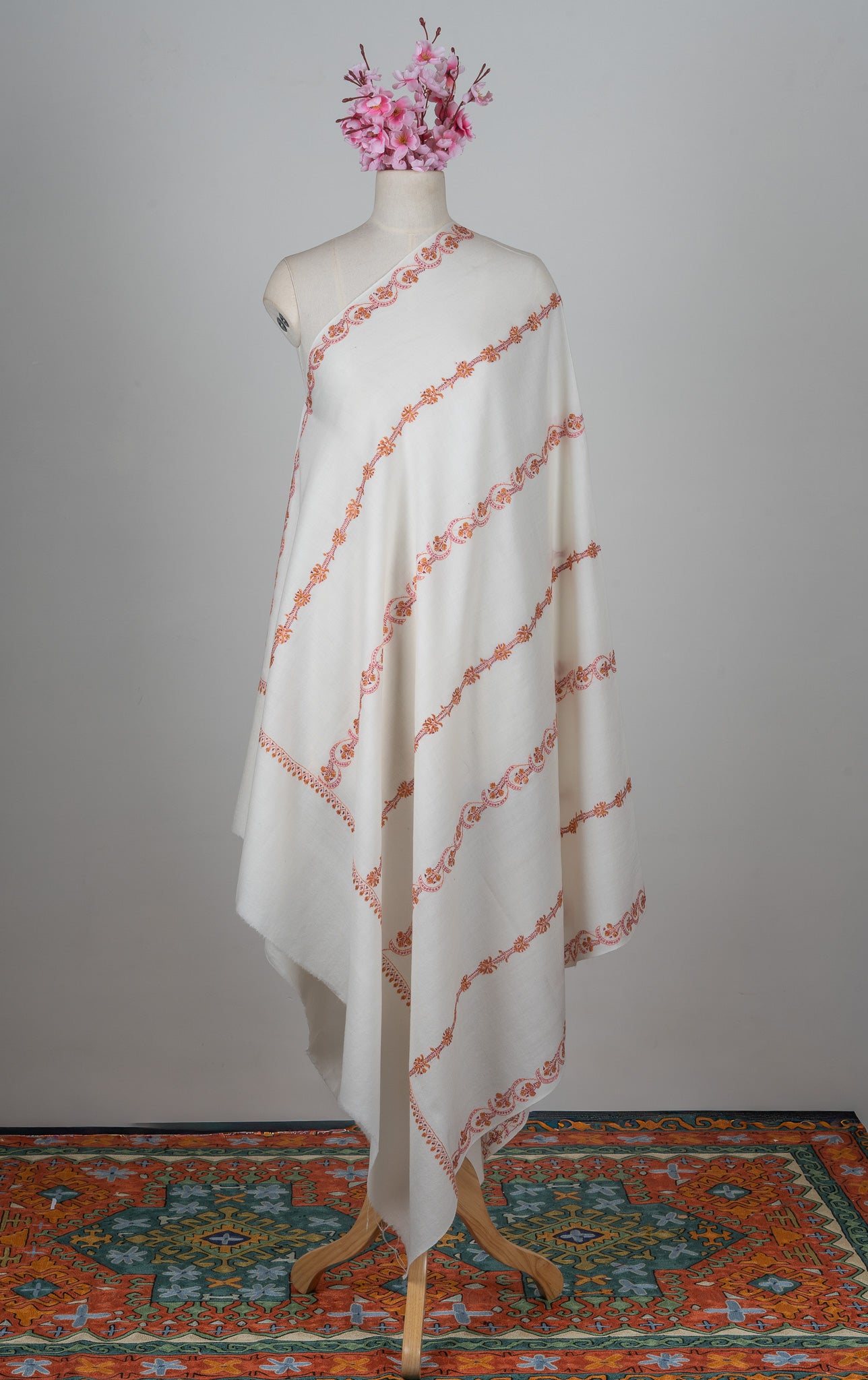 Coral Veil Sozni Hand Embroidered Merino Wool Shawl – KashmKari