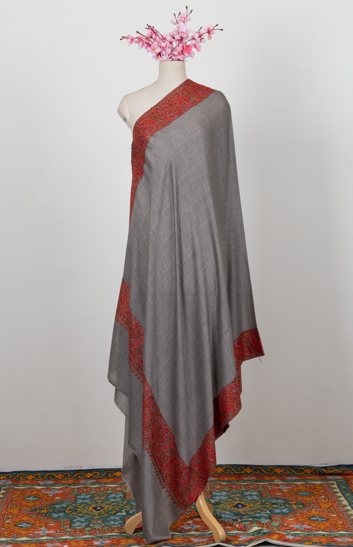Ash Grey Ember 2.5 Yards Sozni Hand Embroidered Shawl – KashmKari